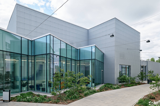 Plašas iespējas radīt vairāk ar Ruukki Design apdares profilu klāstu